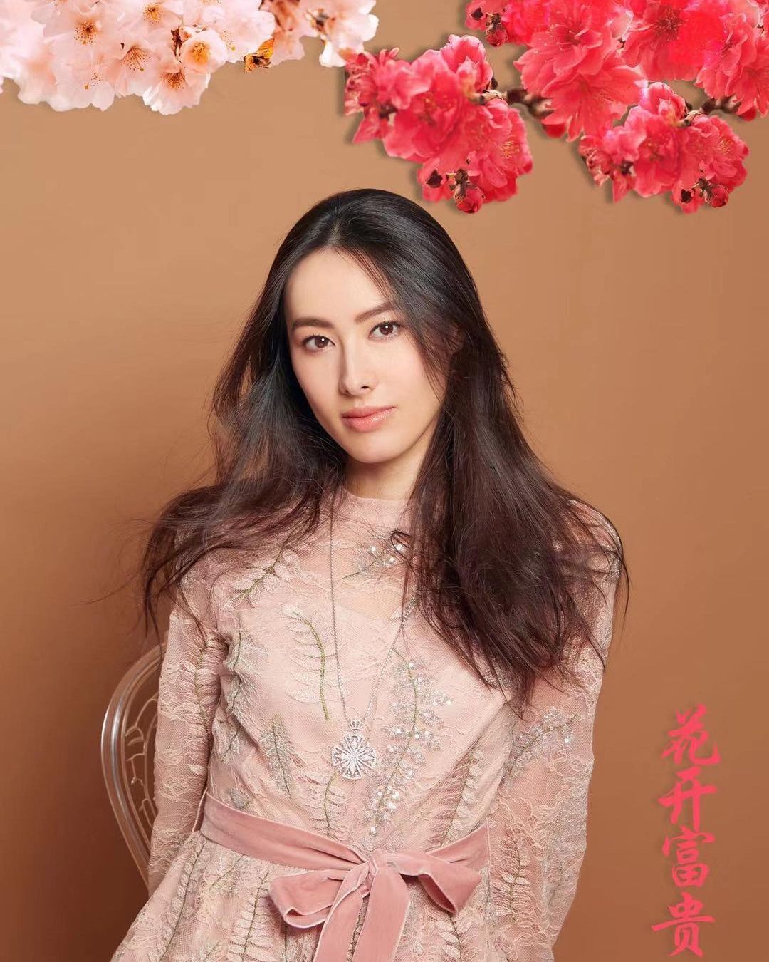 Pesona 7 artis cantik Mandarin berdarah blasteran, bikin susah kedip ...